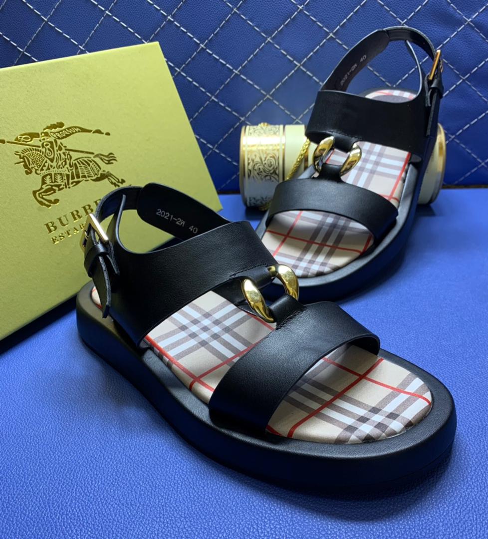 Komback - Burberry Sandals For Sale